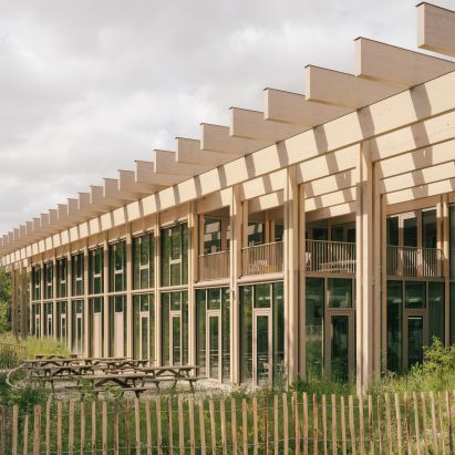 Atelier du Pont creates "woodland atmosphere" for timber office at Parc ...