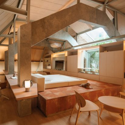 RAD+ar "eliminates barriers" of Jakarta home to create open-plan layout