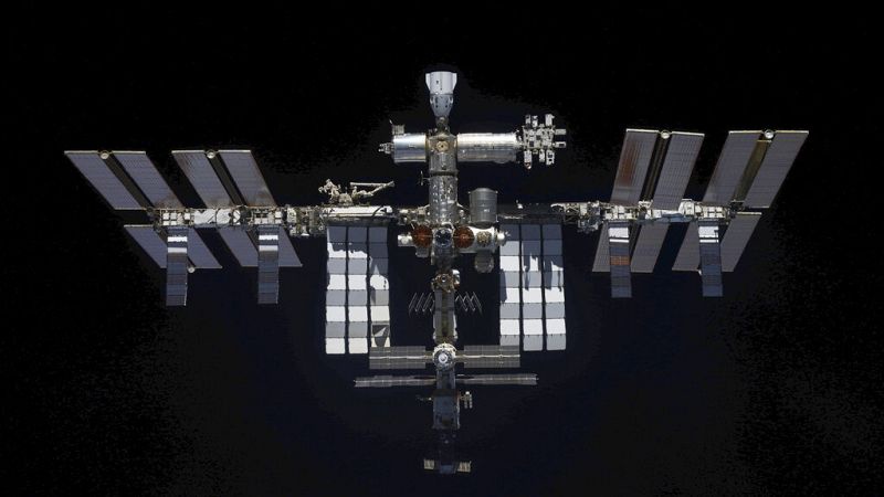 Japanese astronaut Takuya Onishi handed over control of the ISS in ...