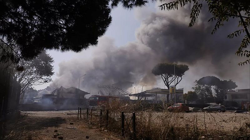 Rome petrol station explosion injures 25, damages buildings and vehicles