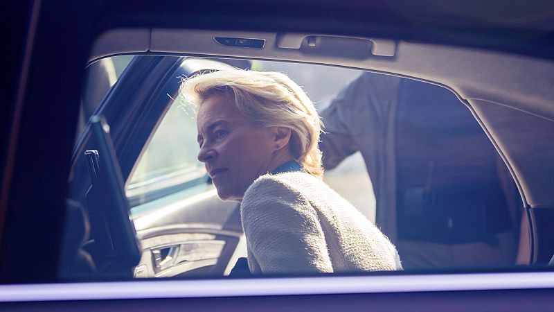 Bulgarian nationalists attack car believing von der Leyen was inside