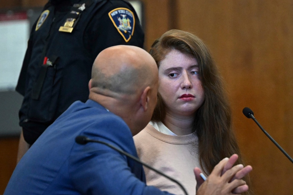 Woman 28 Pleads Guilty To Fatally Shoving Broadway Singing Coach 87
