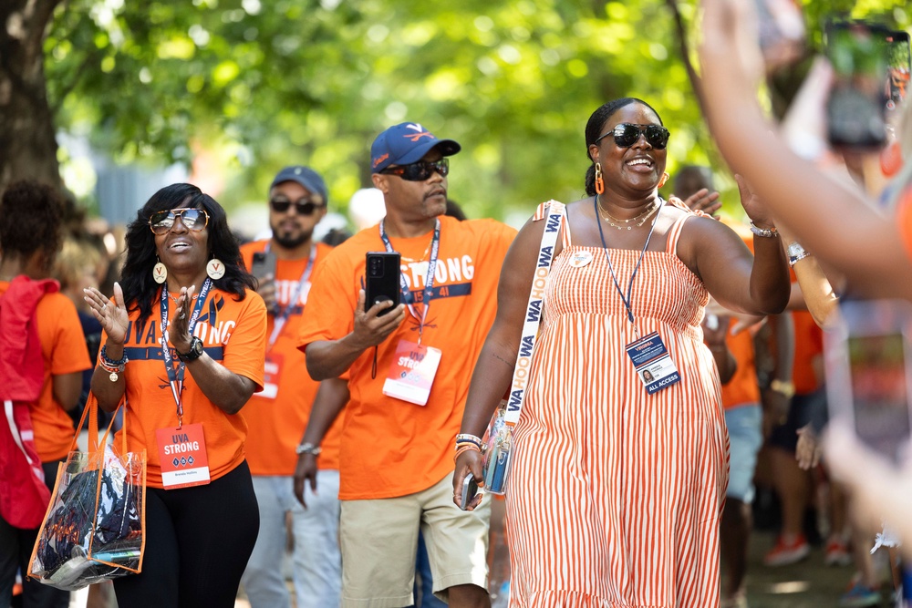 Emotions run high for Virginia as the Cavaliers honor slain teammates ...