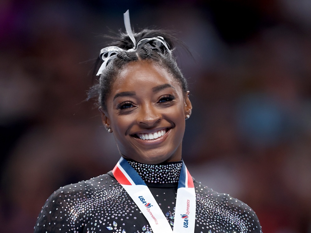 Simone Biles condemns ‘racism’ after Black gymnast snubbed during medal ...