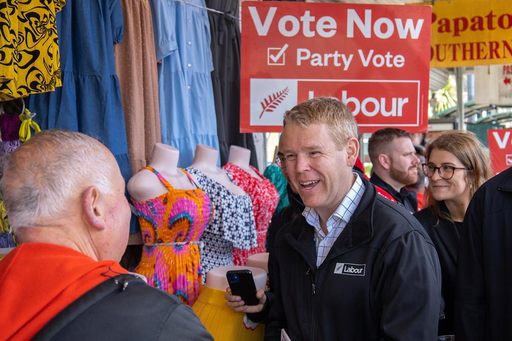 New Zealand political candidates dance and hug on the final day of ...