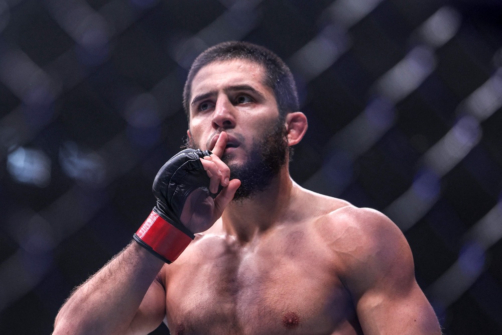 Khabib explains why he wasn’t in Islam Makhachev’s corner at UFC 294