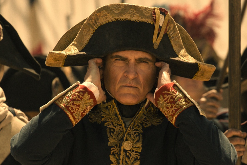 Napoleon review: Joaquin Phoenix and Vanessa Kirby are perversely ...