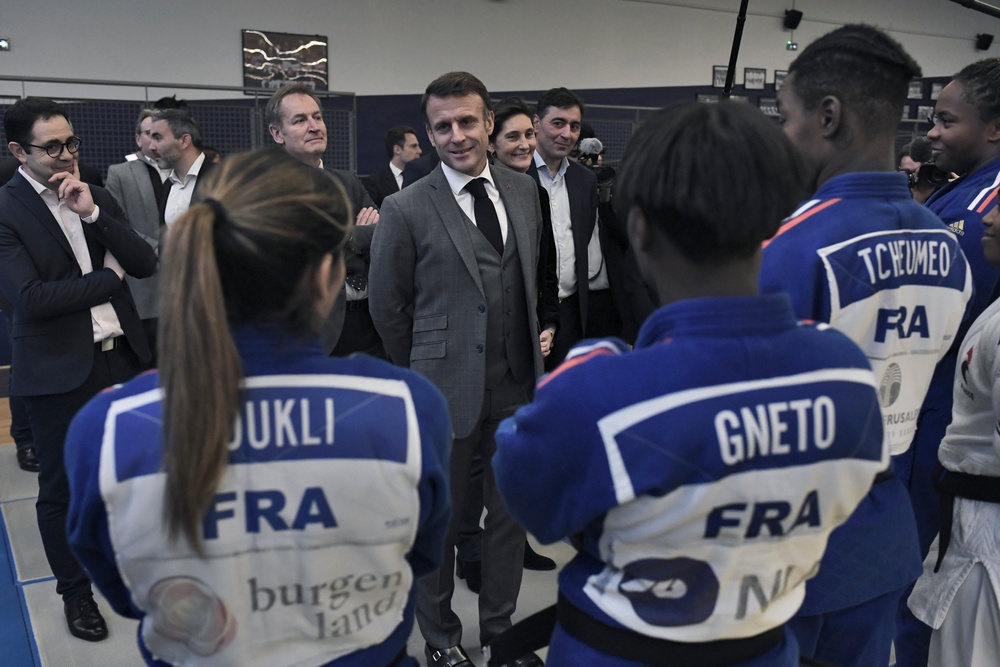France's president seeks a top-5 medal ranking for his country at the ...