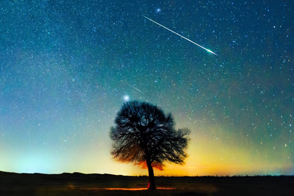 Lyrid meteor shower 2024: How to see peak of ‘fireball’ shooting stars