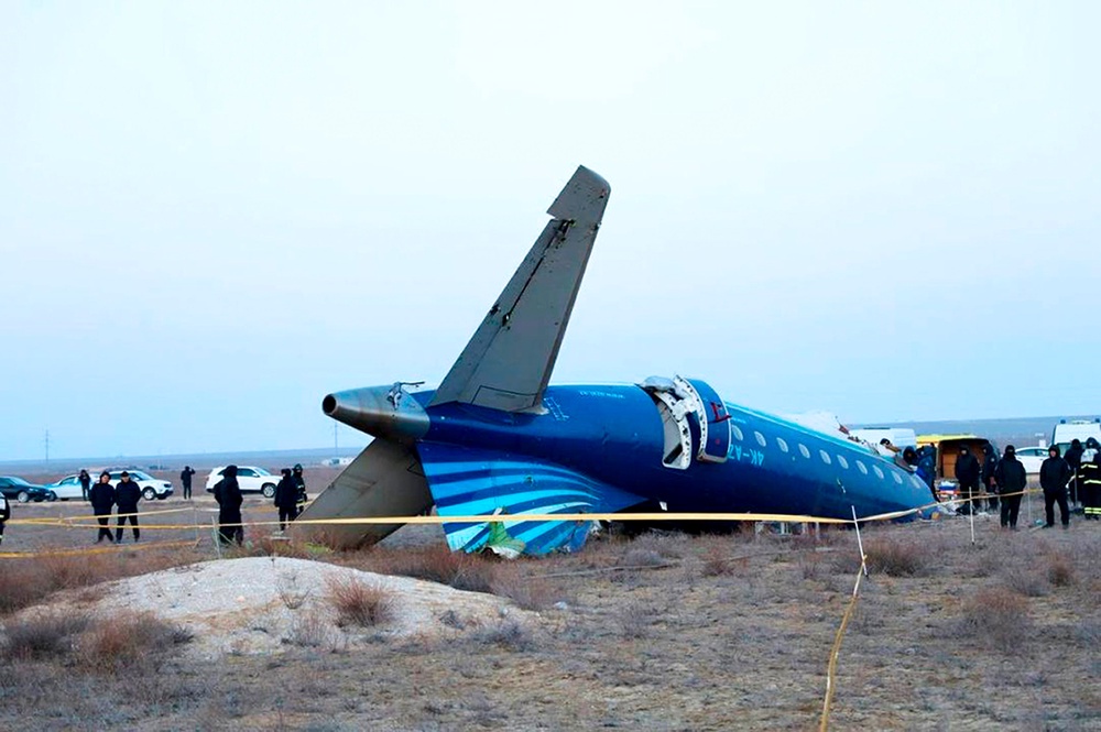 Russian air defence may have downed Azerbaijan Airlines plane crash that killed 38 people, US ...