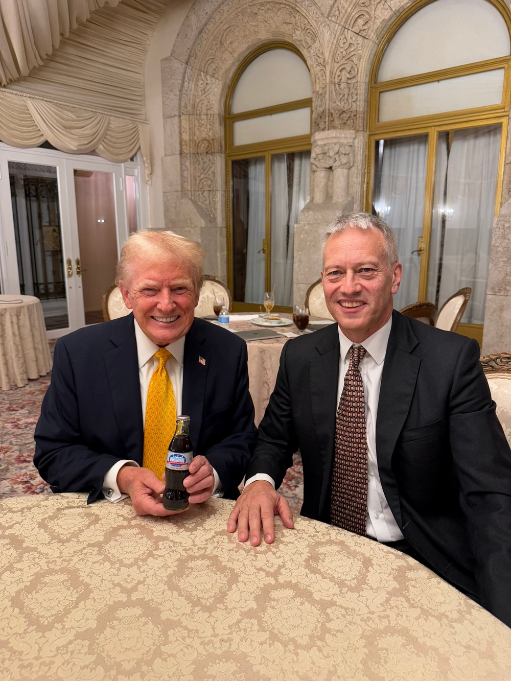 Coca-Cola presents Trump with inaugural diet coke, becoming latest ...