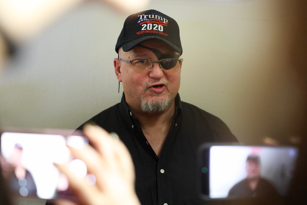 Judge allows Stewart Rhodes and convicted Oath Keepers to travel to ...