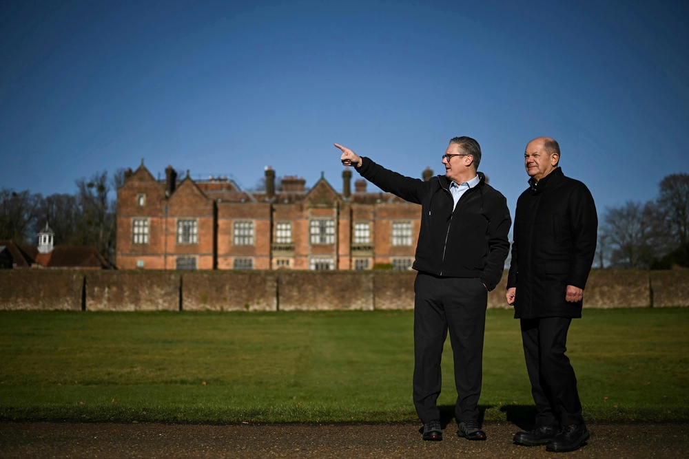 UK's Starmer welcomes German leader to his country estate as he touts ...