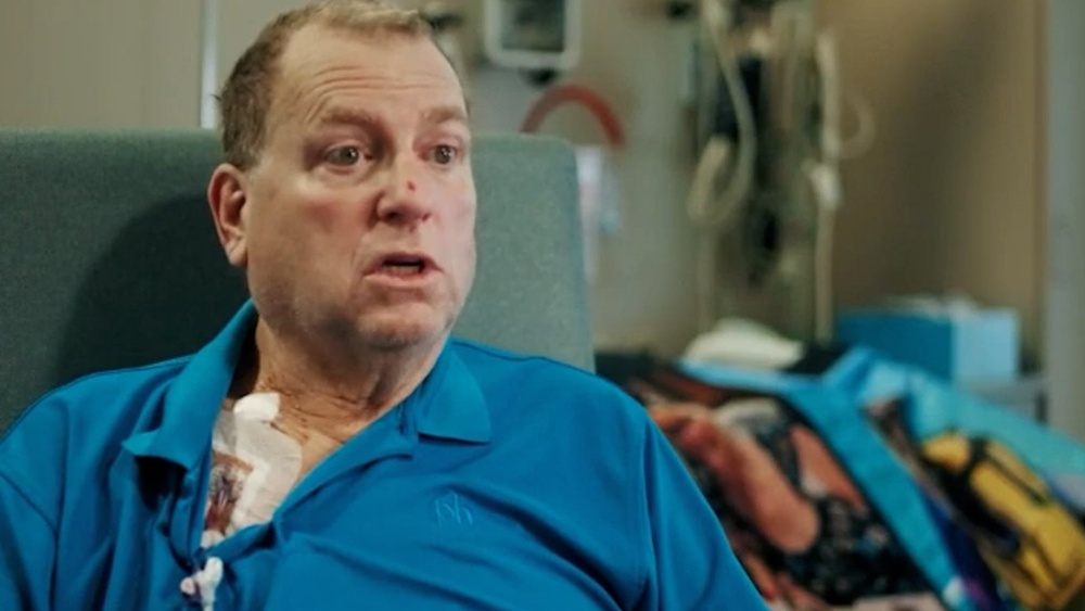 Watch: 66-year-old man receives pig kidney transplant