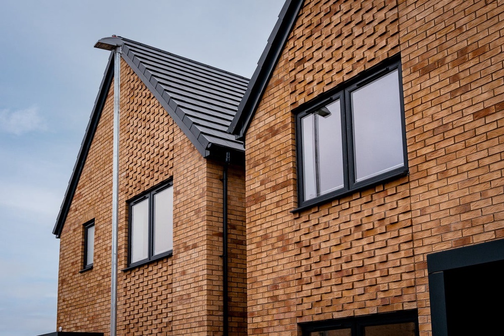 UK window prices 2025: How much single, double or triple-glazed windows ...