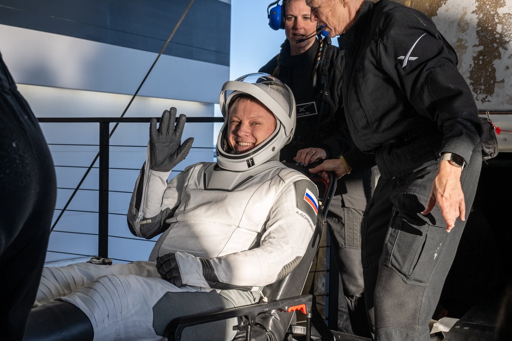 Nasa astronauts who spent nine months in space return to Earth — and ...