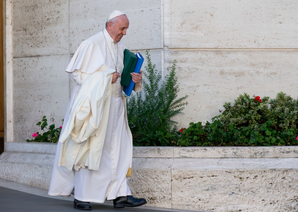 Pope Francis to offer blessing from hospital window in first public ...