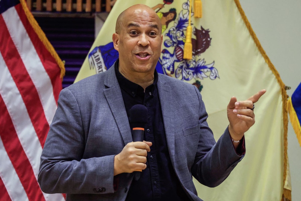Cory Booker calls for insider trading hearings after Trump’s tariff ...