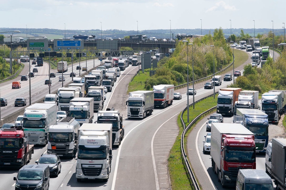 Traffic news live: Easter travellers warned of train chaos and airport ...