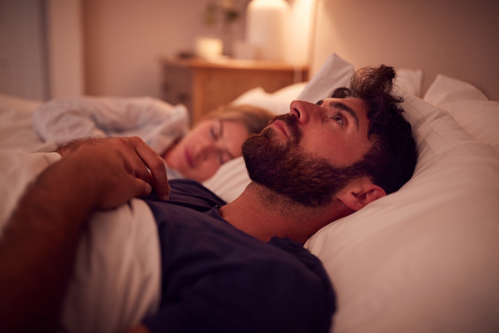 Six sleep warning signs that indicate underlying health issues ...