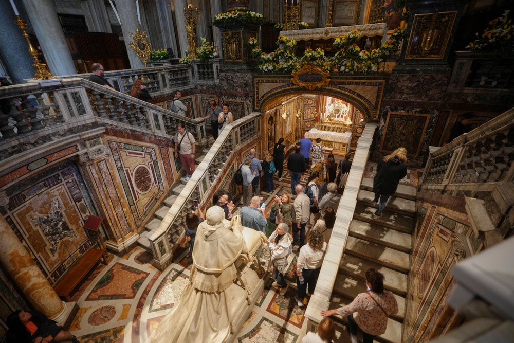 AP PHOTOS: The death of a pope begins a centuries-old ritual to elect ...