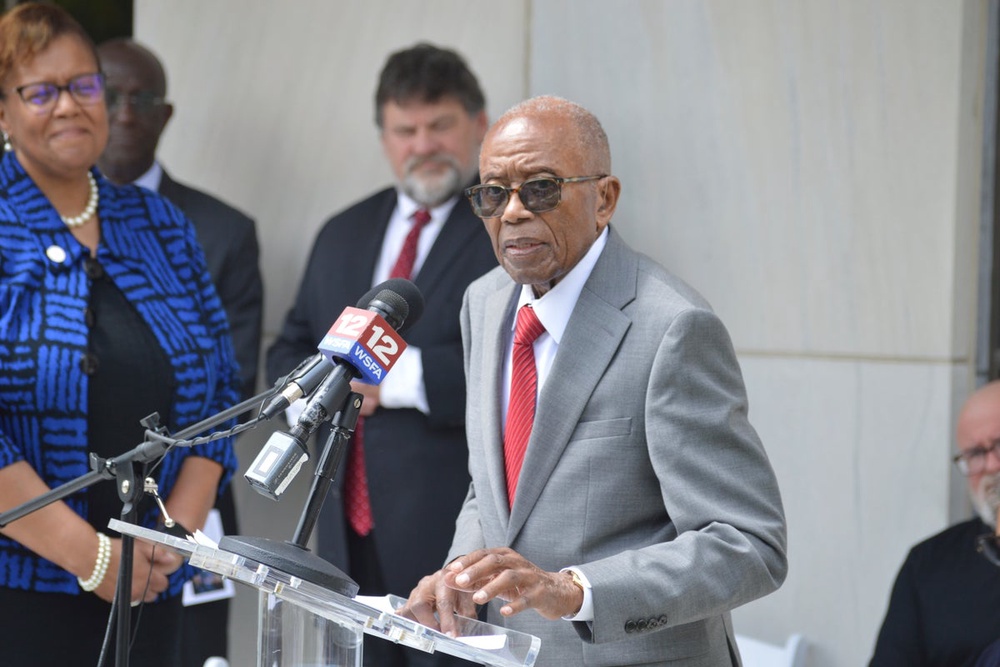 Legendary civil rights attorney Fred Gray honored with statute in Alabama