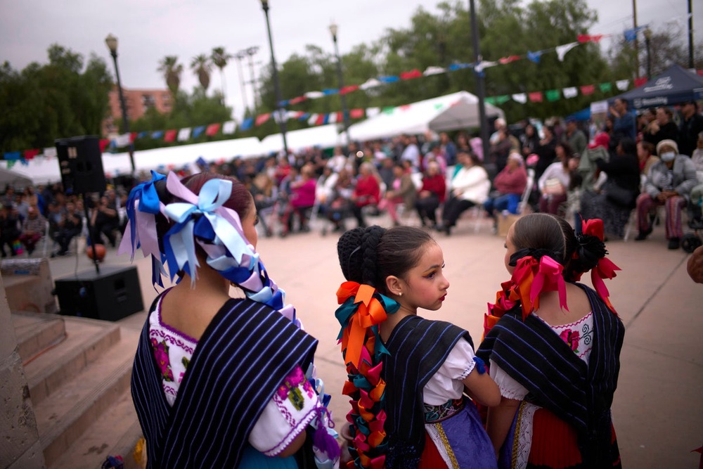 PHOTO COLLECTION: Cinco de Mayo Celebrations