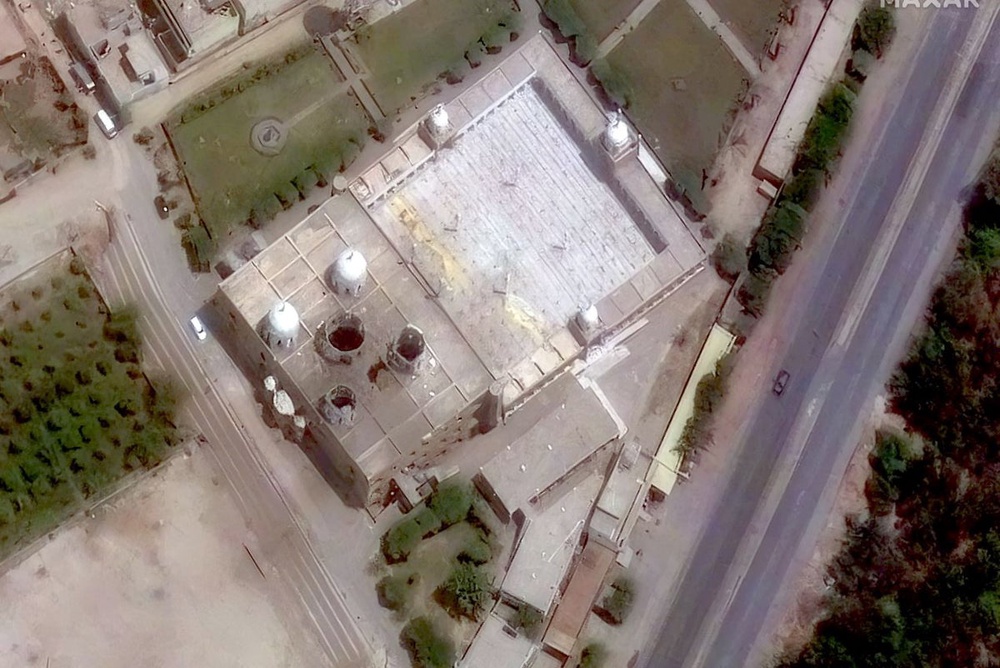 Satellite images show impact on mosques and buildings in Pakistan after ...