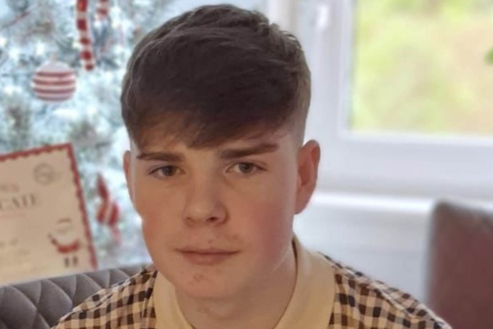 Father pays tribute to teenager who died in beach ‘disturbance’ filmed ...
