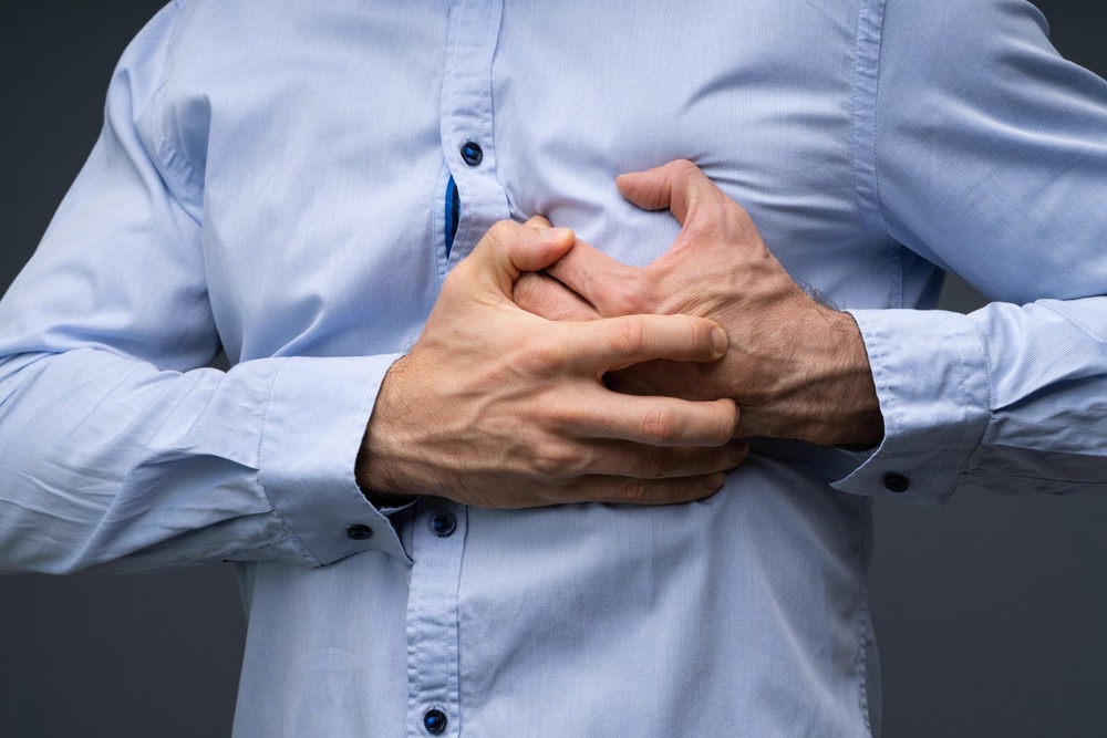 Men’s heart attack risk rises much earlier than first thought, new ...