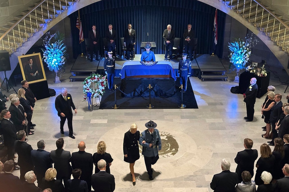 Four-term US Sen. Christopher 'Kit' Bond remembered for training a ...