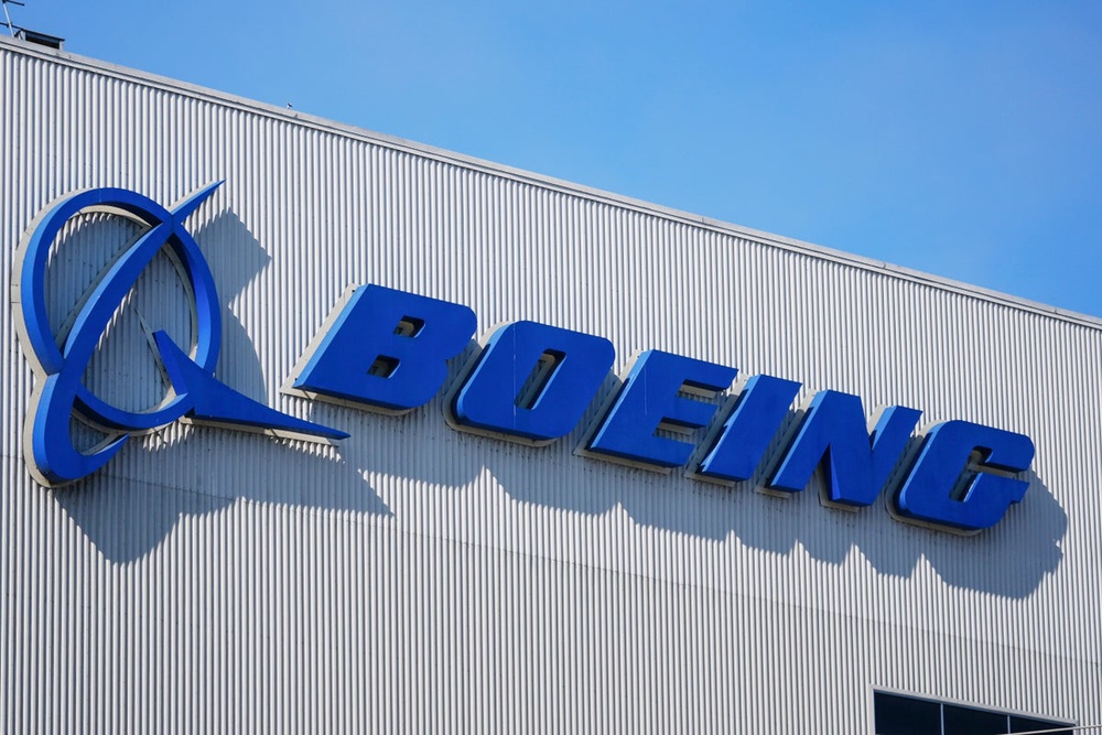 Justice Department reaches deal to allow Boeing to avoid prosecution over 737 Max crashes