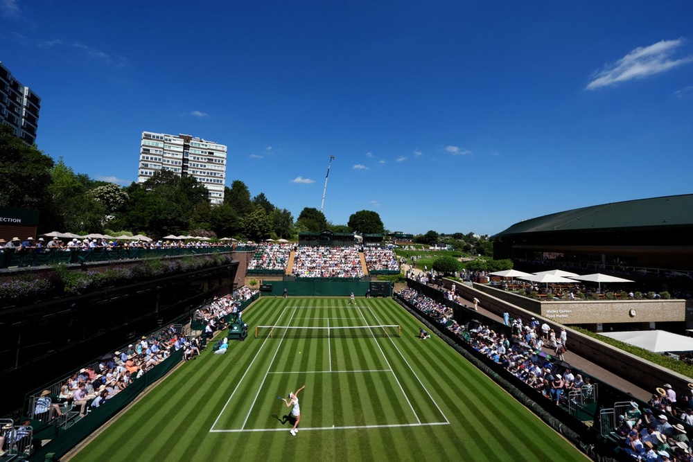 Hottest-ever start to Wimbledon with 29.7C recorded