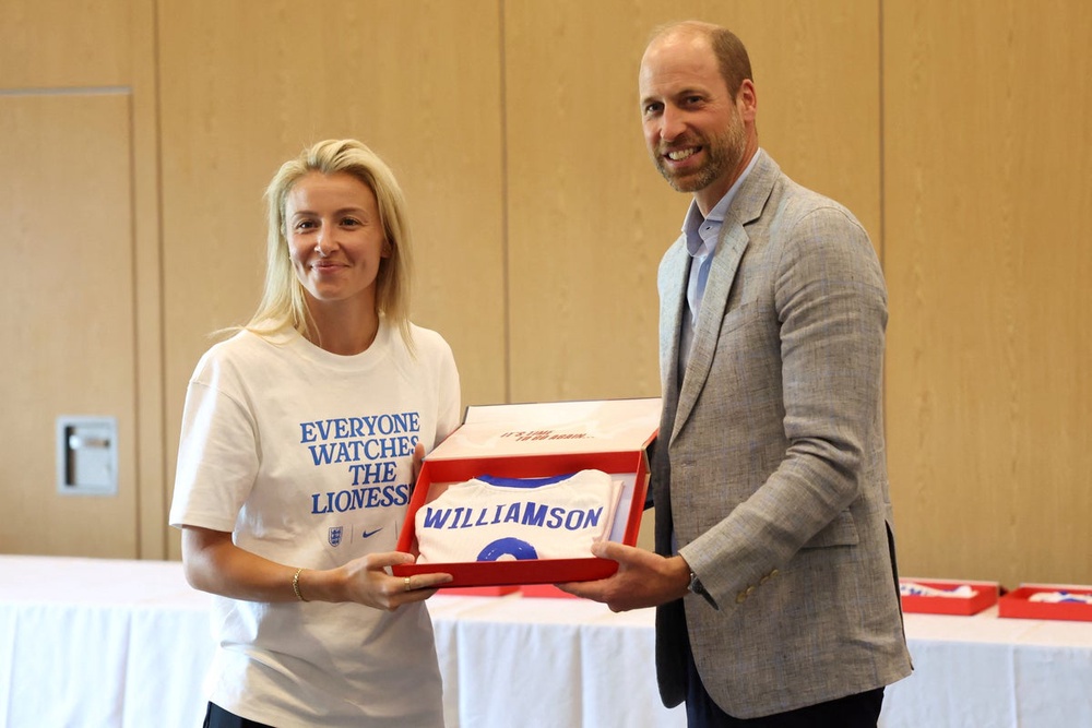 Prince William delivers inspiring good luck message to Lionesses ahead ...