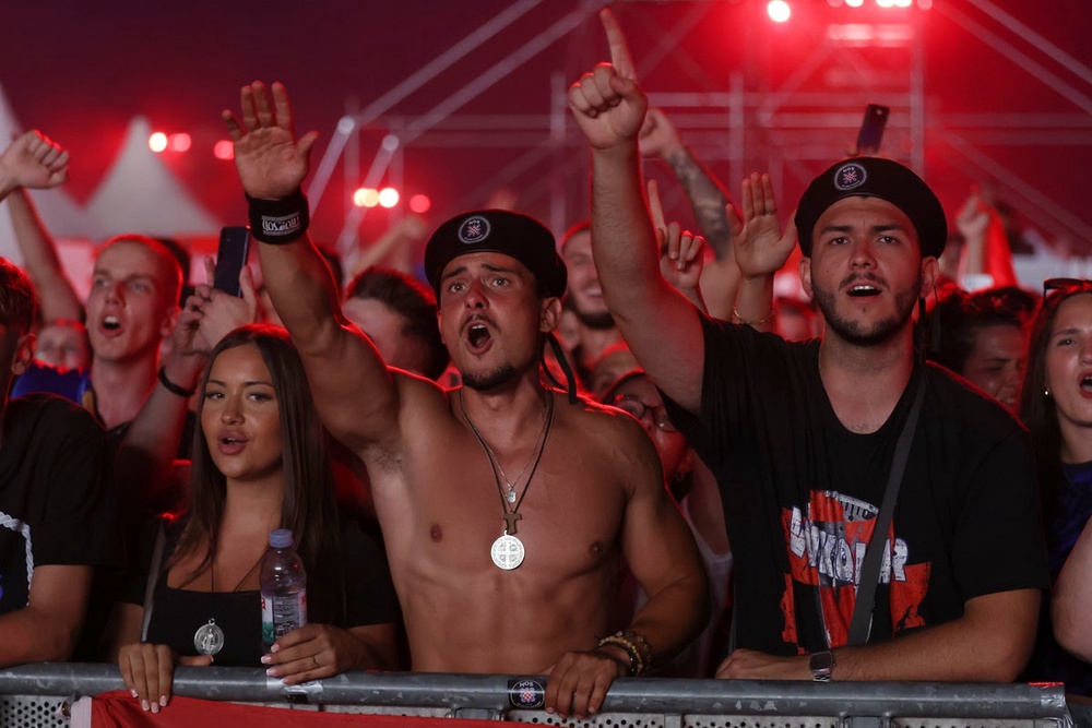 Croatian right-wing singer Marko Perkovic and fans perform pro-Nazi ...