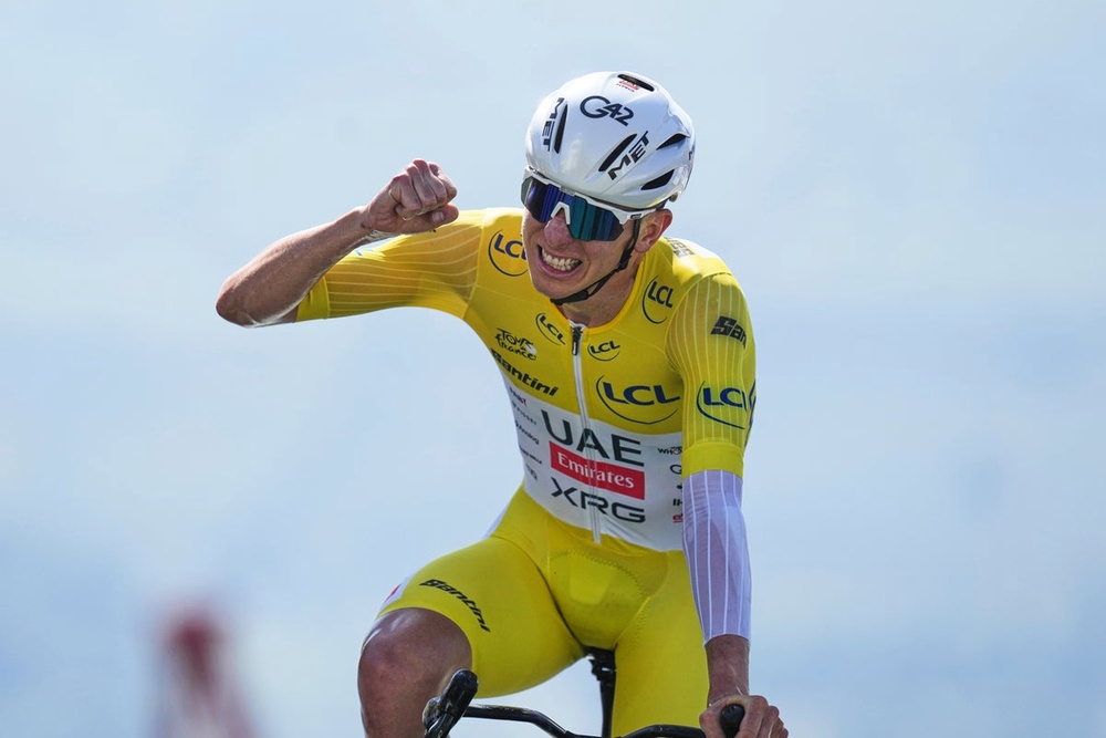 Tour de France 2025 live: Stage 13 result and standings as Tadej Pogacar hammers rivals on ...