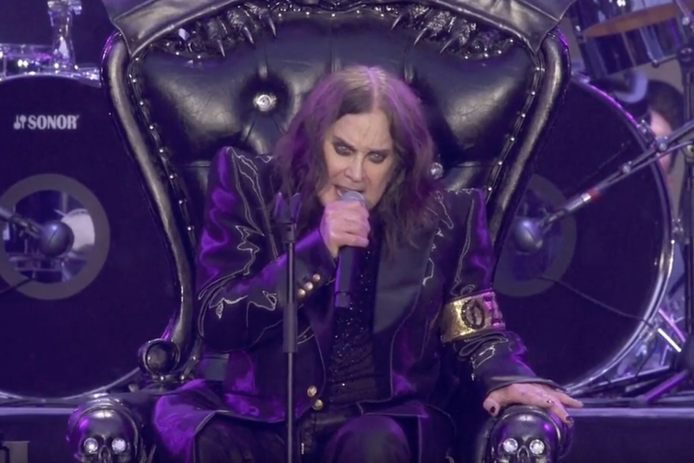Watch: Ozzy Osbourne joins Black Sabbath on stage in final show weeks ...