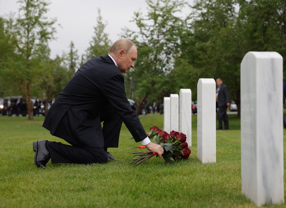 Ukraine-Russia war latest: 500,000 Russian soldiers have died in Putin ...