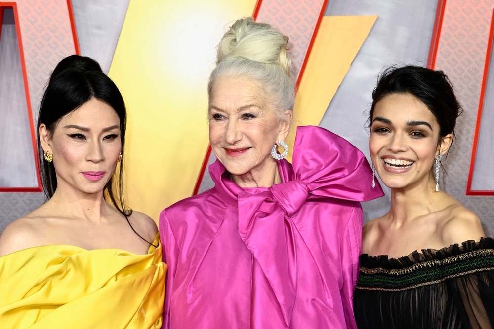 Helen Mirren makes candid confession about keeping in touch with co ...
