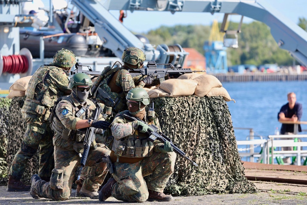 Germany hopes to attract tens of thousands more military recruits as ...