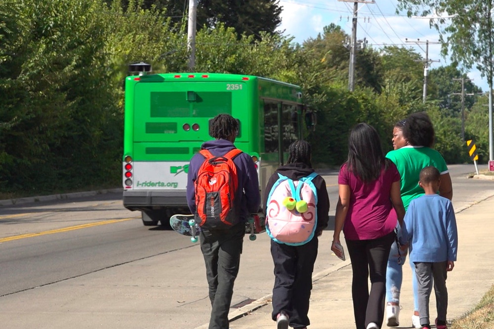 Thousands of Ohio students left without a school bus ride as private ...