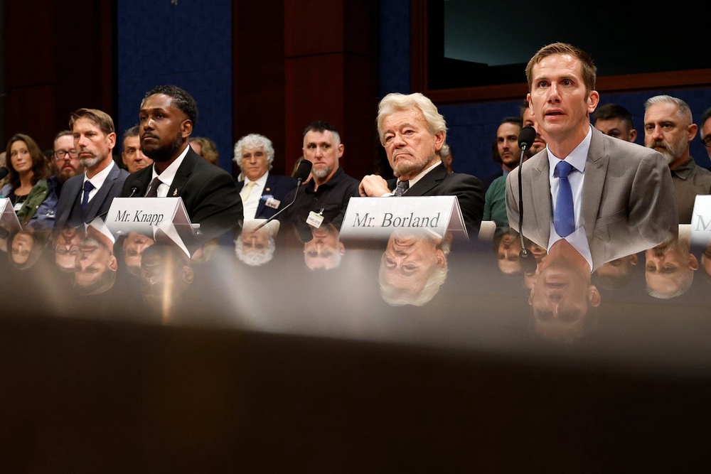 Group of military whistleblowers testify under oath they’ve seen UFOs ...