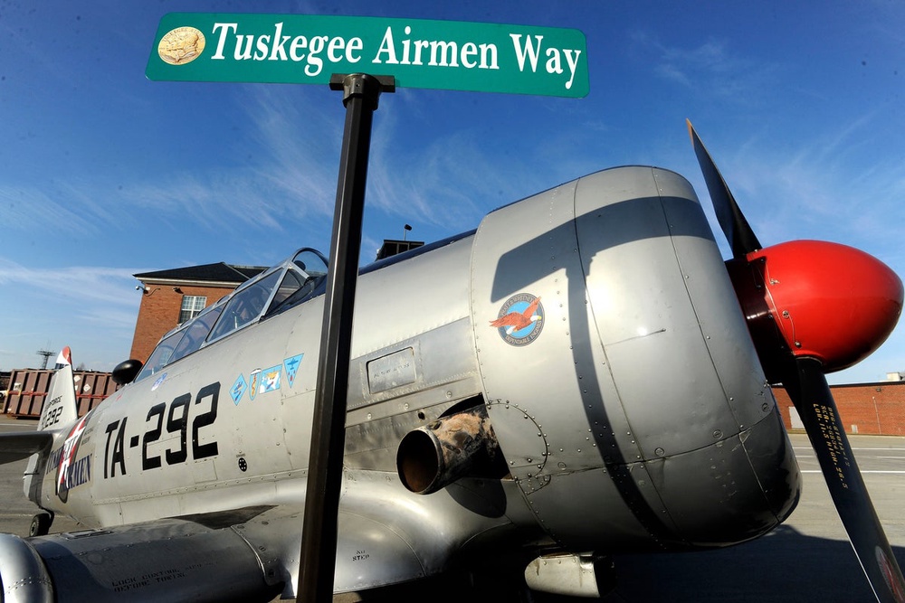 Lt. Col. George E. Hardy, youngest Tuskegee Airman, dies at 100