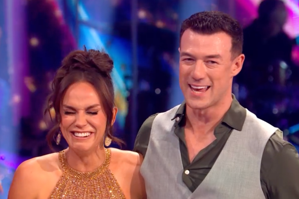 Strictly’s Vicky Pattison breaks down in tears as judges say she could ...