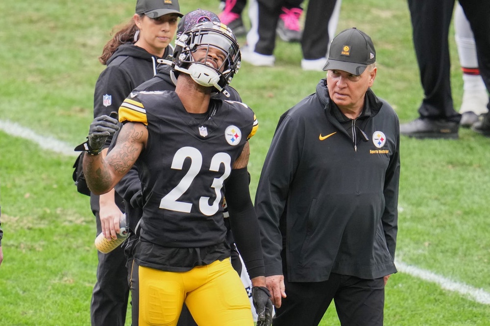 How the NFL is using AI to protect players from injuries