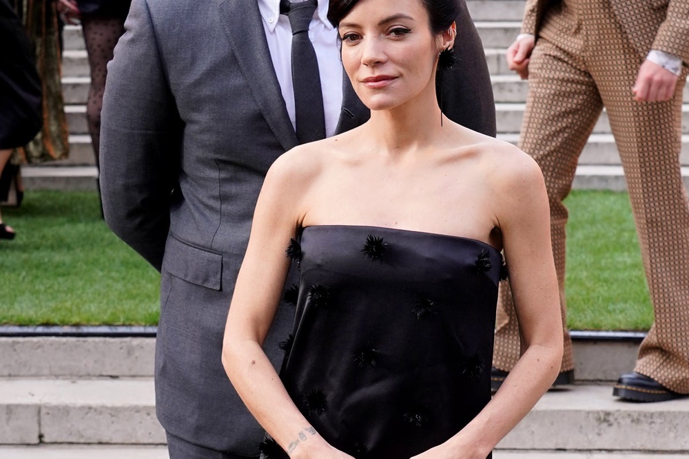 Lily Allen opens up on difficulties of dating after divorce