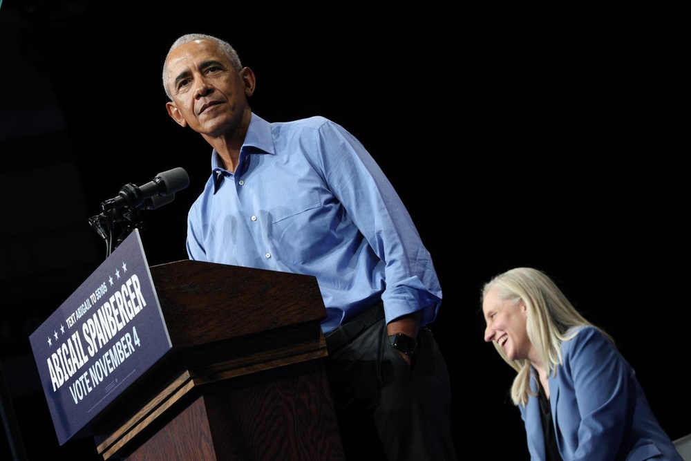 Obama shreds Trump over ballroom, bizarre Truth Social videos and ...