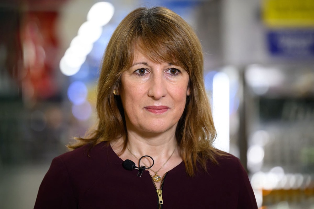 I’m sick of people mansplaining how to be chancellor, says Rachel Reeves