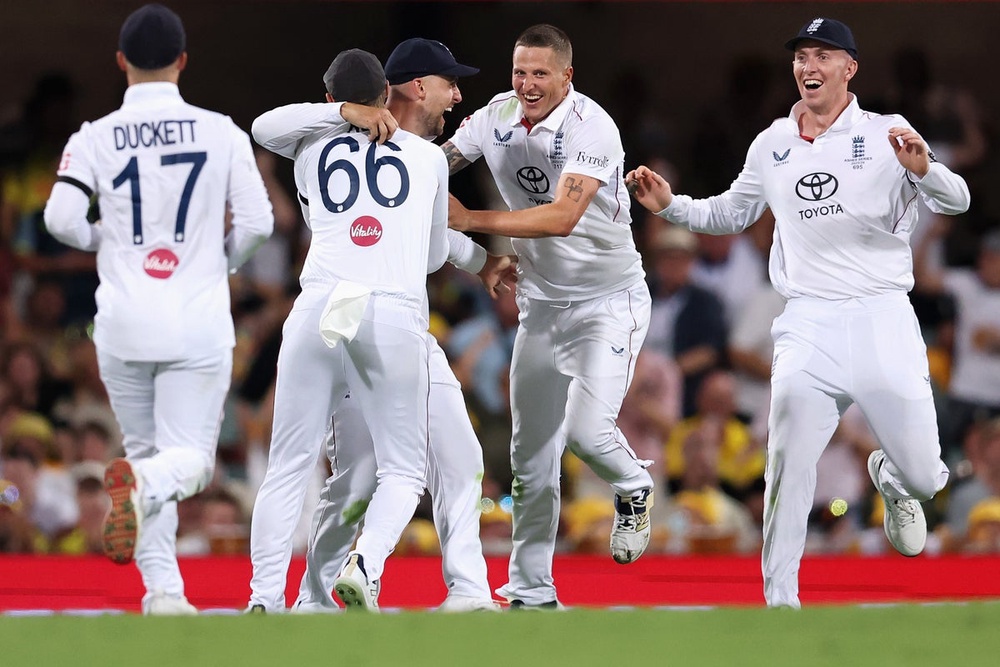 Ashes 2025 live score: England rejuvenated after stunning Will Jacks ...
