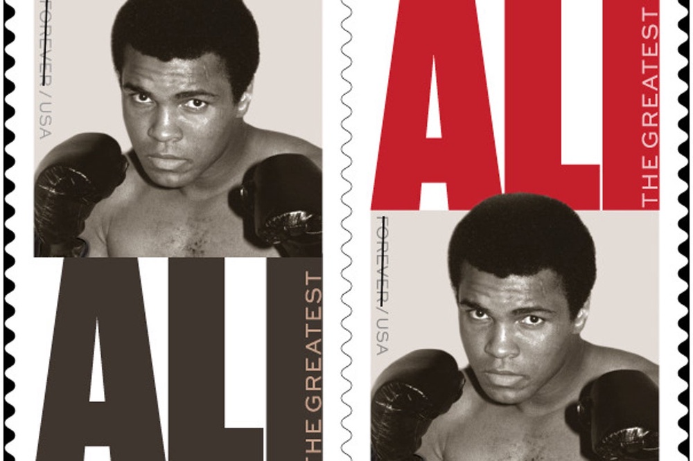 Postal Service unveils new Muhammad Ali stamp in champ's hometown